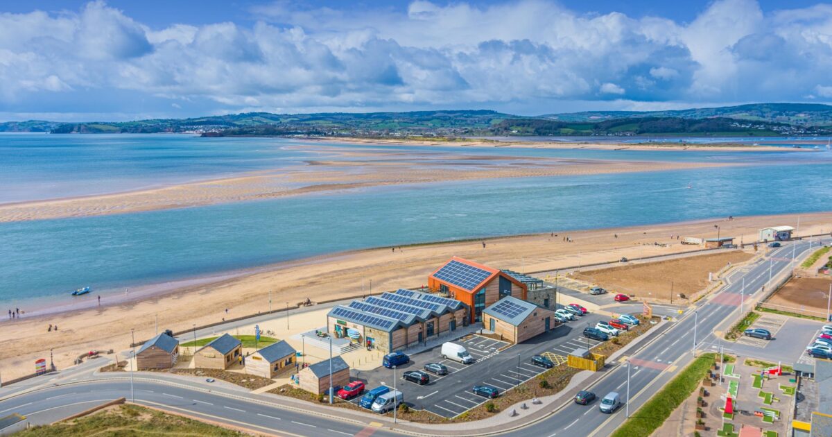 Poynton Bradbury Architects | Sideshore / Exmouth Watersports Centre